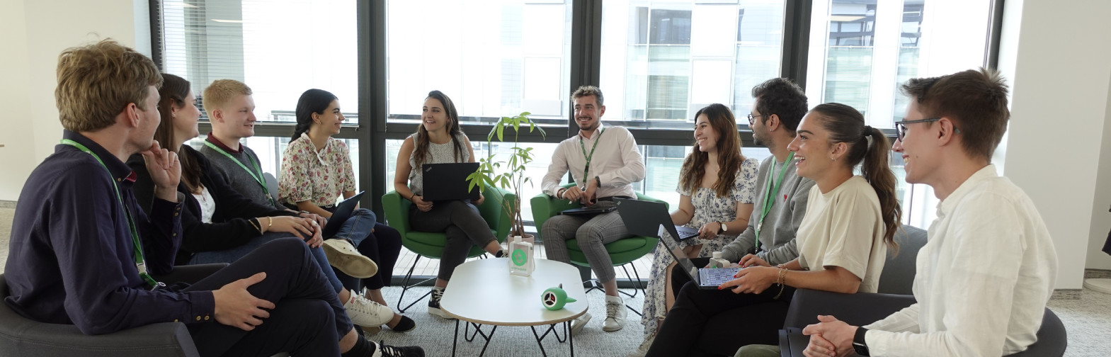 Emploi Transavia - Stage - Assistant Relation Client H/F Stage, 4-6 mois